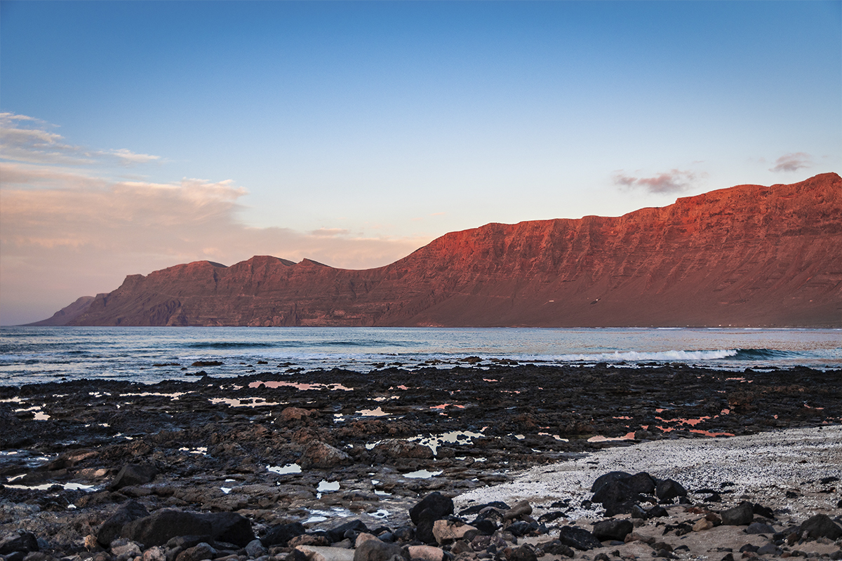 Descubre Famara. Guía de planazos y turismo de Lanzarote.